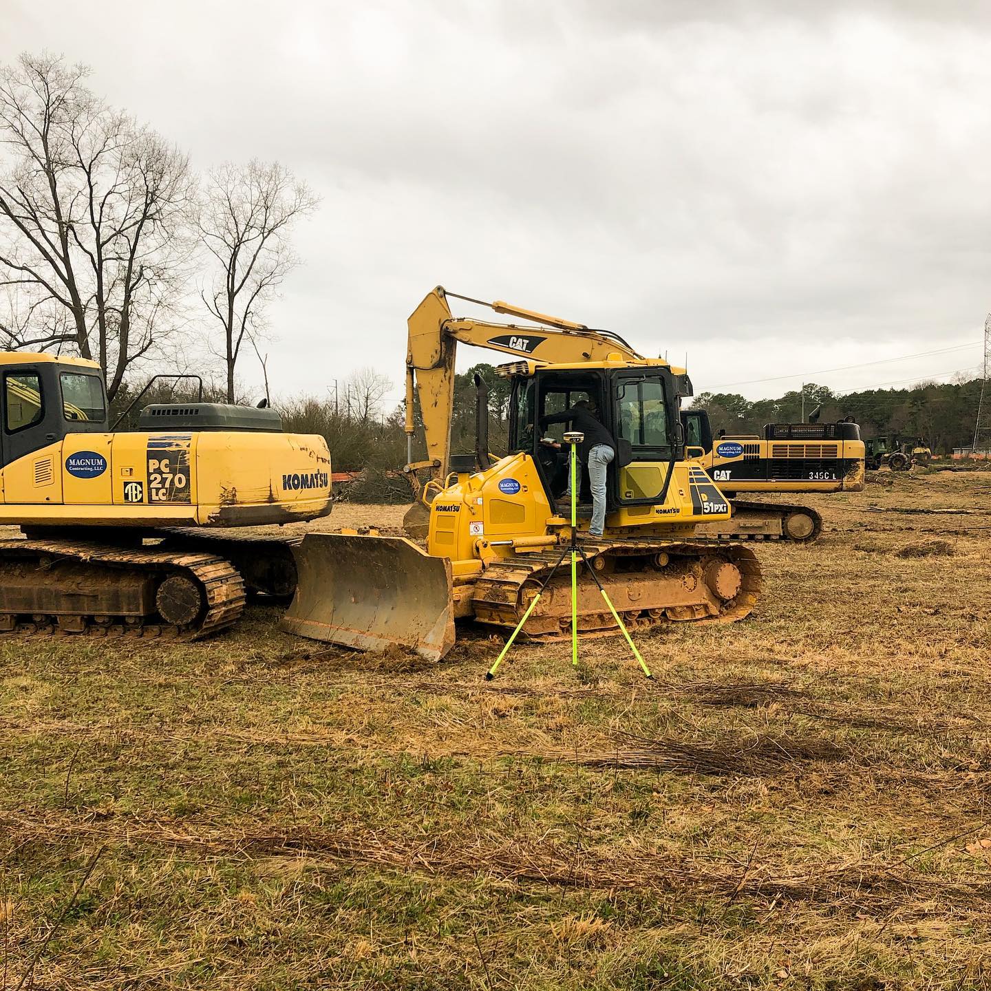 What You Should Know Before Hiring a Contractor - Magnum